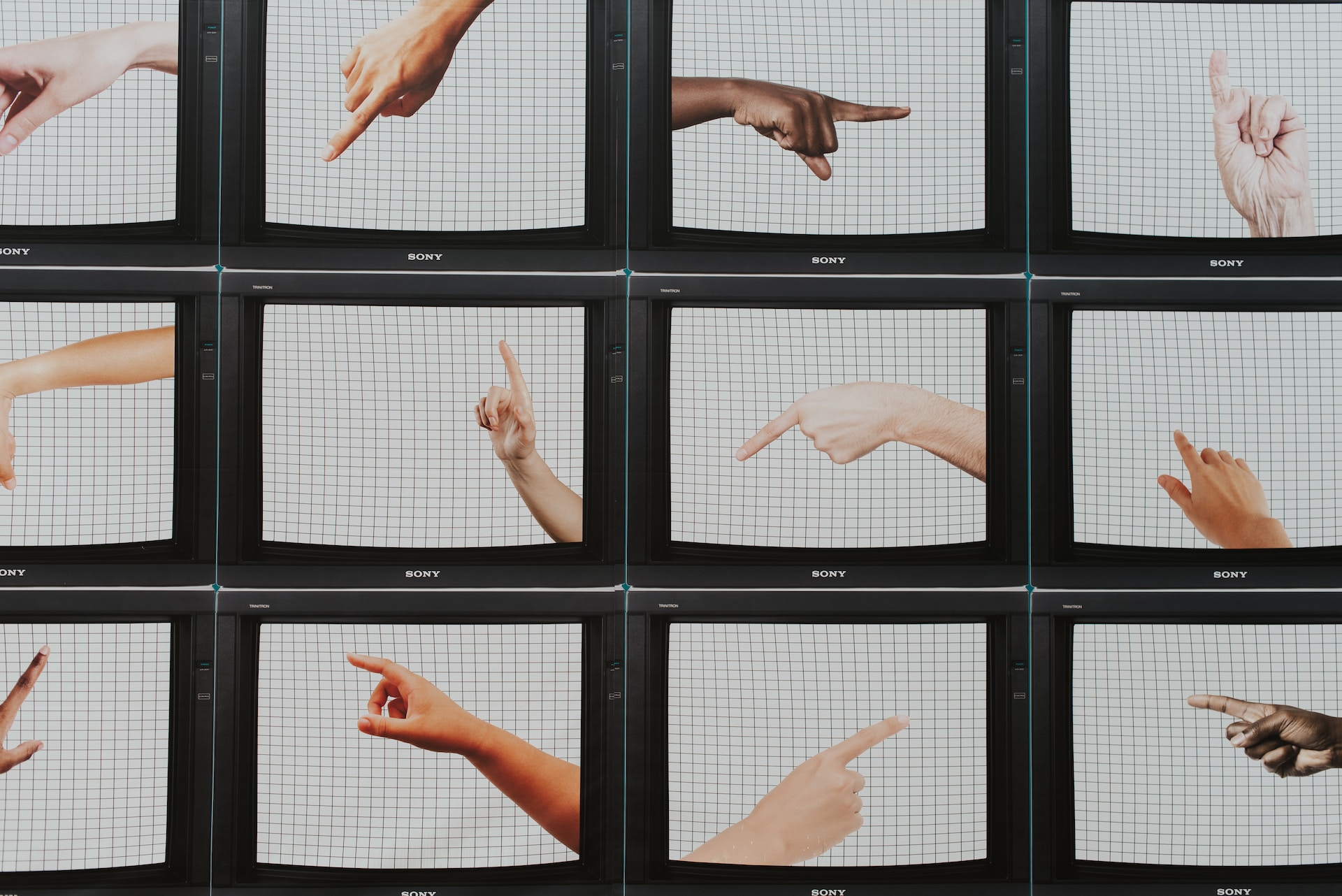 GenAI vs. Machine Learning: Comparing AI Technologies | Pecan AI