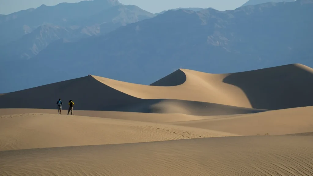 What is Structured Data vs Unstructured Data? | Pecan AI